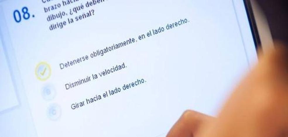 Las diez preguntas con más fallos en los exámenes de conducir de la DGT | El Correo